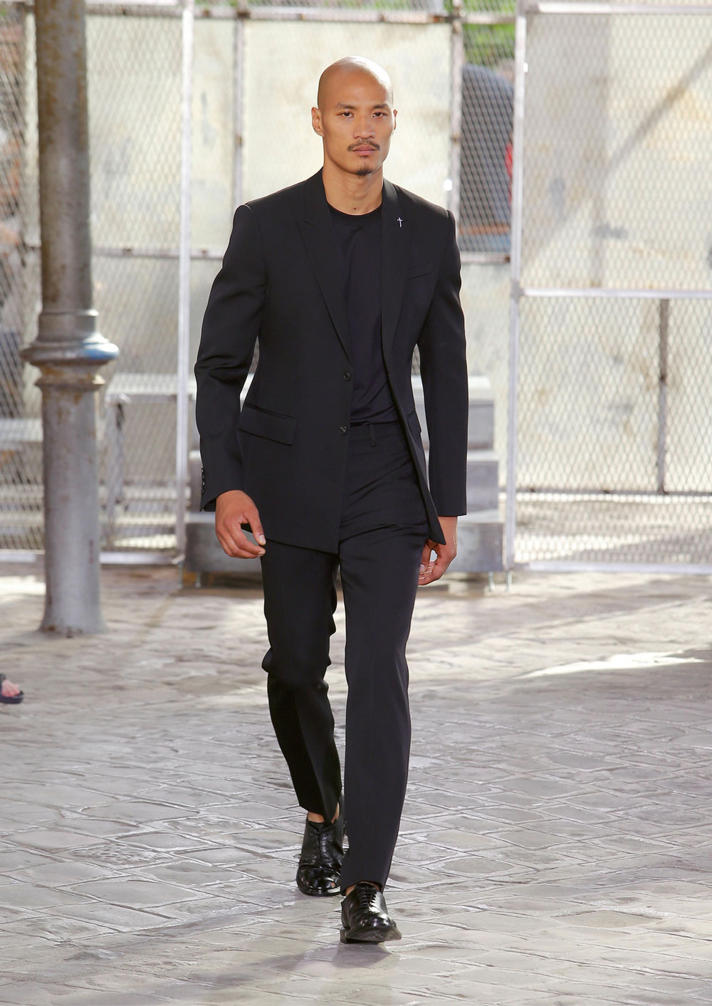#PFW GIVENCHY SPRING SUMMER 2016 MENSWEAR COLLECTION