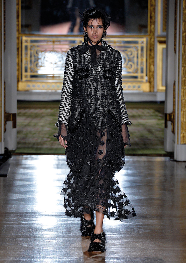 #LFW Simone Rocha Fall Winter 2016 Collection - Design Scene