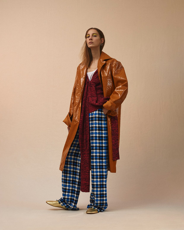 Anett Dren for ODDA Magazine by Max Martin