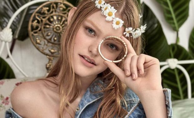 Willow Hand & Hannah Elyse by Mariano Vivanco for Vogue Russia