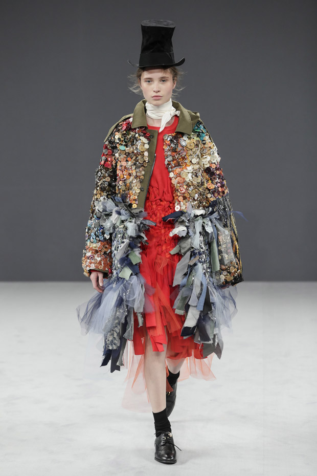 Viktor & Rolf Fall Winter 2016 Couture Collection