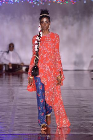 #LFW Ashish Spring Summer 2017 Womenswear Collection