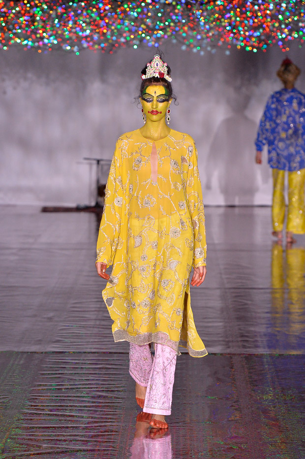 #LFW Ashish Spring Summer 2017 Womenswear Collection
