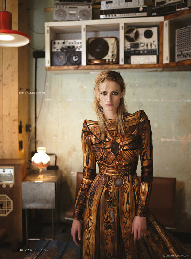 Michelle Buswell Stars in the New Royals for ELLE Vietnam