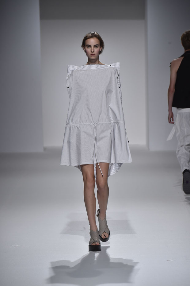 CHALAYAN Brings London To Paris for SS17 - DSCENE