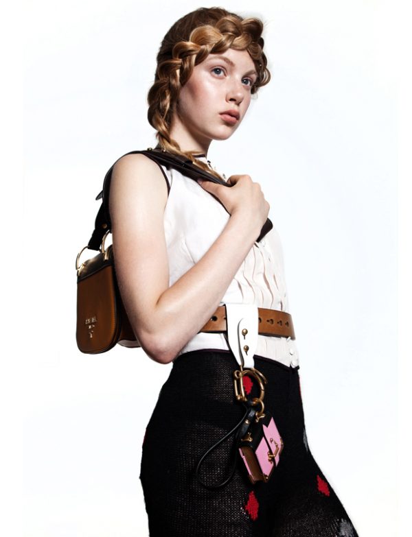 DESIGN SCENE STYLE: Elegance by Debora Barnaba - DSCENE