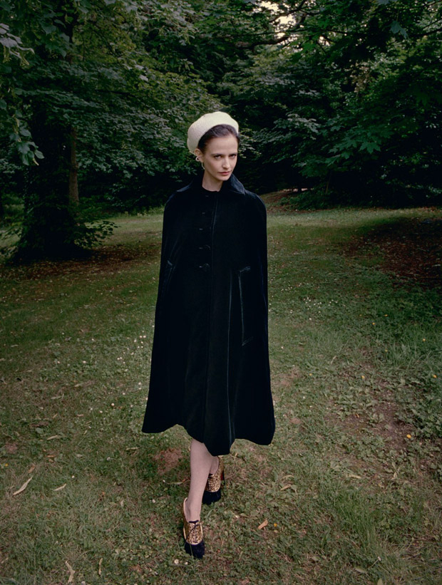 Queen of Hearts: Eva Green Stars in Violet Magazine #06 Cover Story