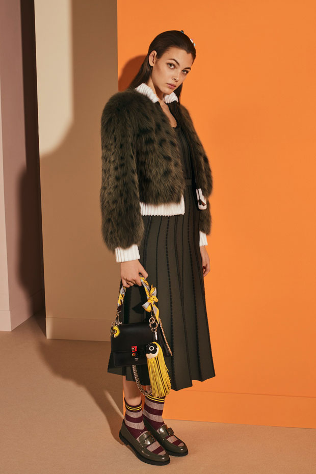 Discover FENDI Pre Fall 2017 Collection