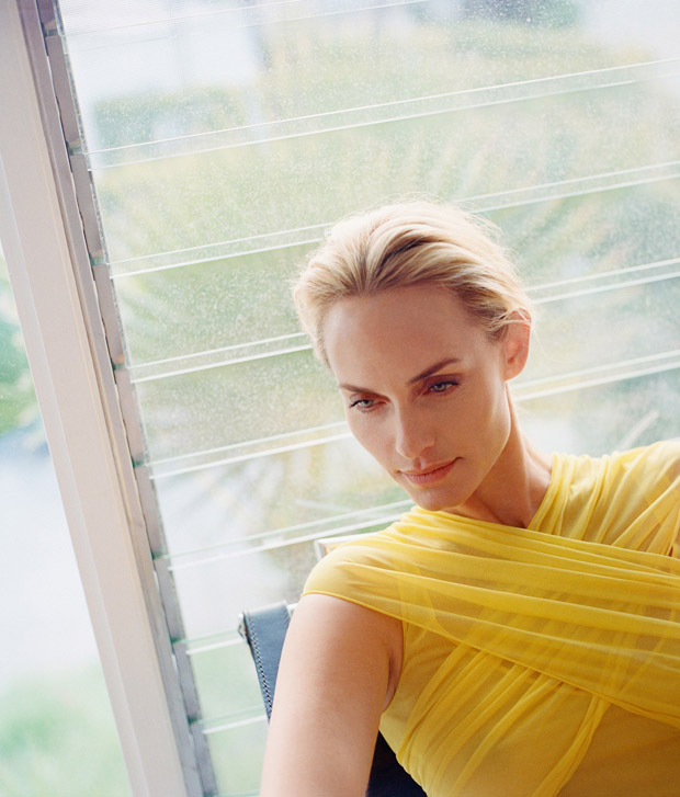 Supermodel Amber Valletta Graces the Pages of Telegraph Magazine March ...