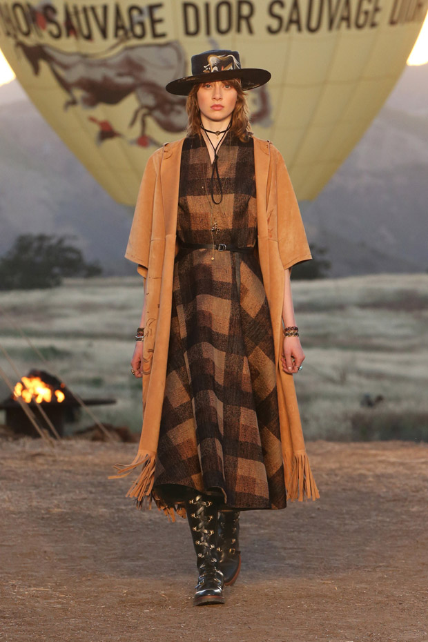 Discover Maria Grazia Chiuri First Cruise Collection for Dior