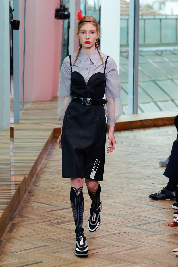 DISCOVER PRADA RESORT 2018 WOMEN's COLLECTION