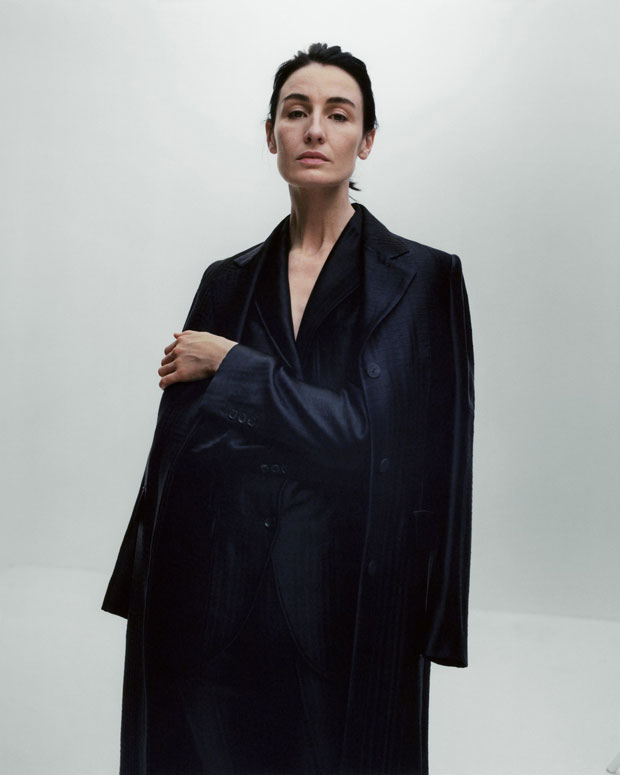 Don't Miss Supermodel Erin O'Connor Posing in THE ROW