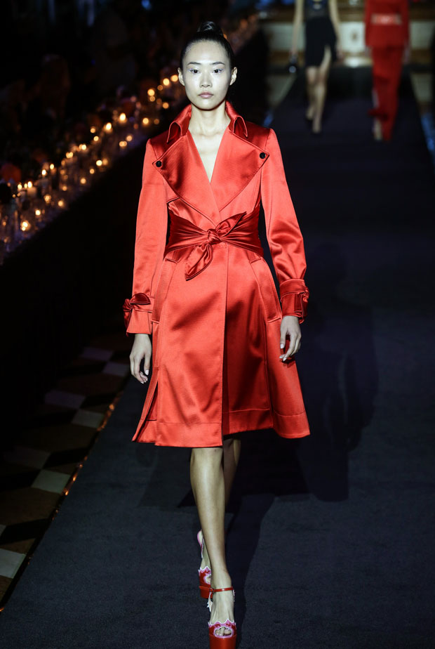 Discover LA PERLA Spring Summer 2018 Show in Macao