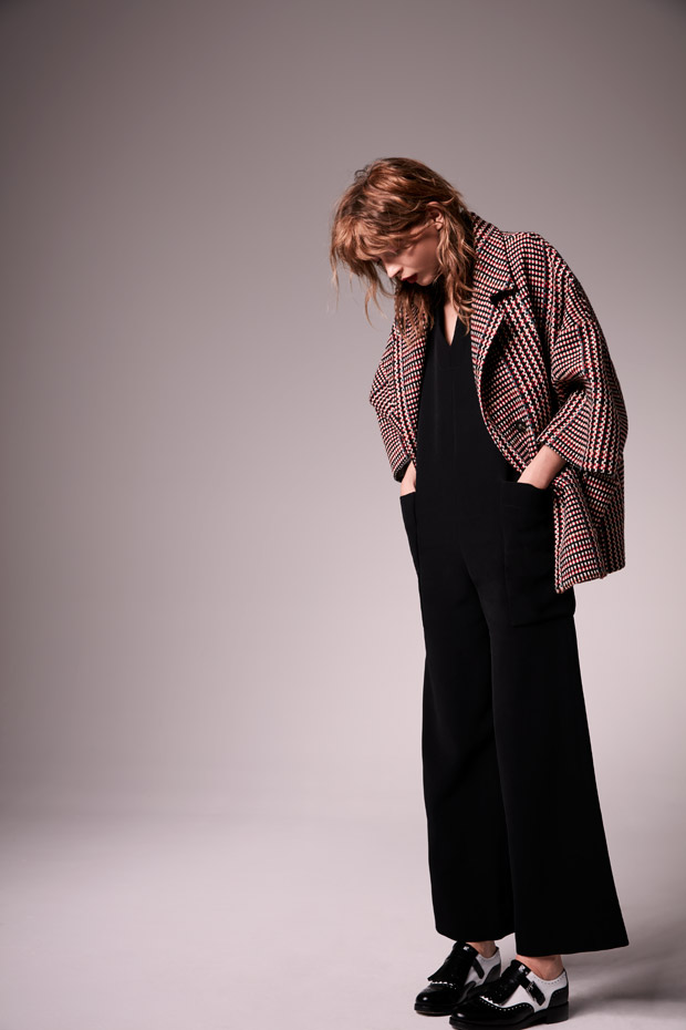 DESIGN SCENE STYLE: Kriss K by Lisa Loftus