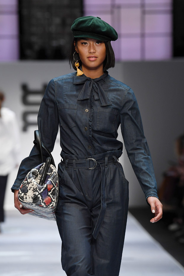 MBFW: RIANI Autumn Winter 2018.19: RIANISTAS REVOLUTION