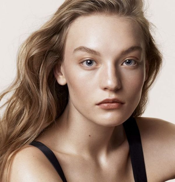 H&M Beauty Comes Alive In Its 1st Campaign Shoot