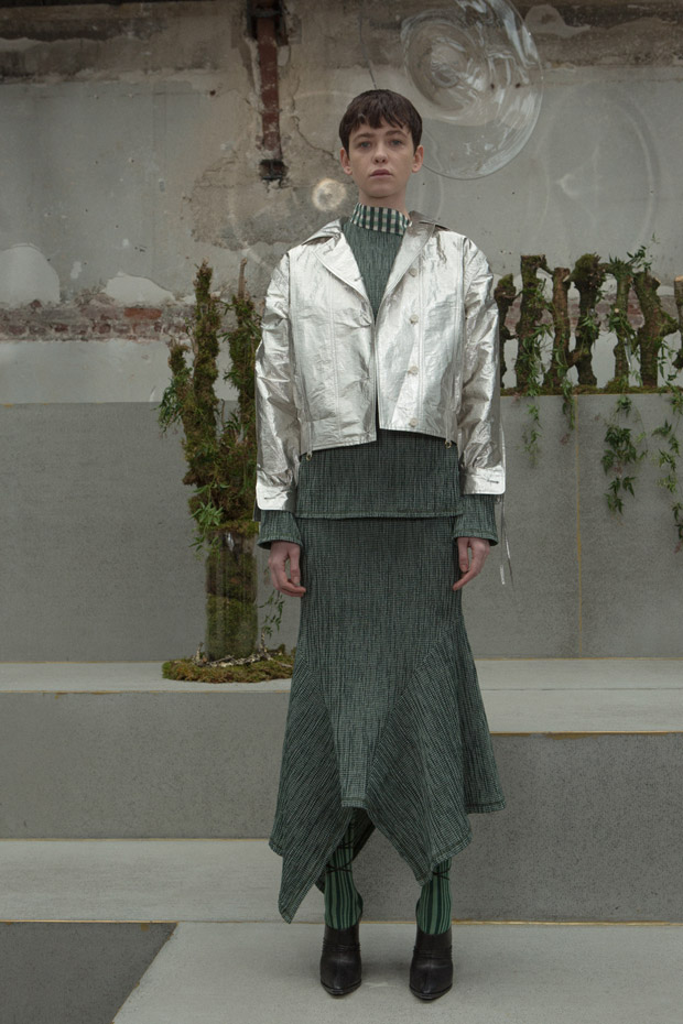 PFW: DAWEI Fall Winter 2018.19 Womenswear Collection