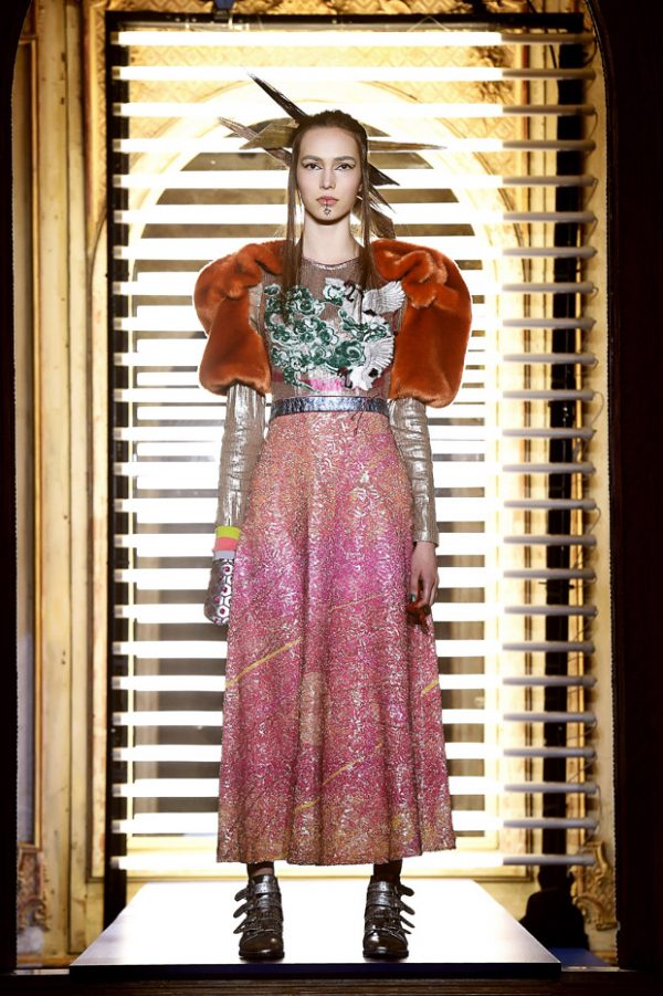 PFW: MUKZIN Fall Winter 2018.19 Womenswear Collection