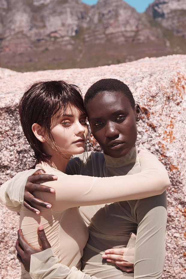 DESIGN SCENE STYLE: Entwined by Lisa de Wolf