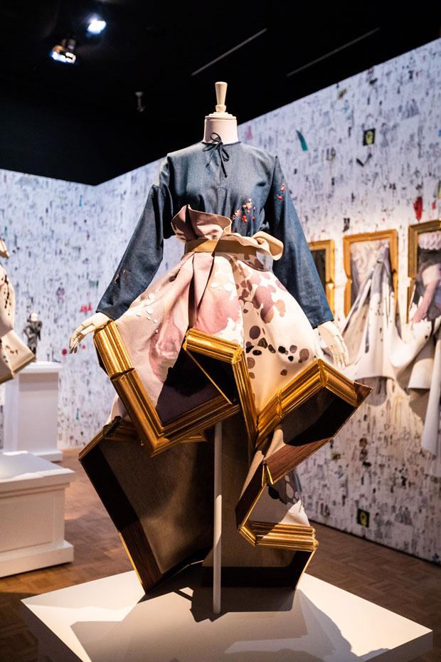 Viktor & Rolf: Fashion Artists 25 Years Exhibition in Kunsthal Rotterdam