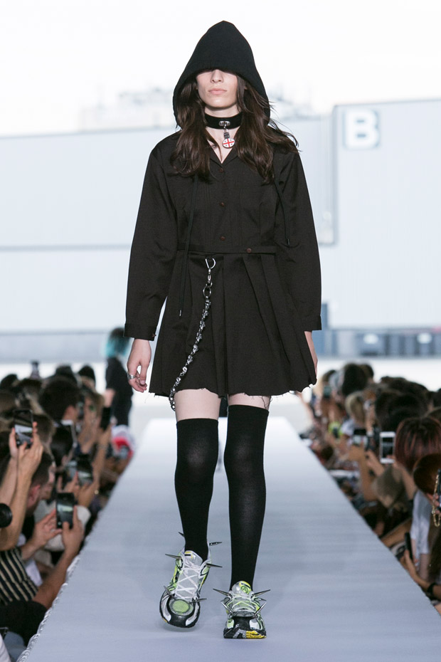#PFW: VETEMENTS Spring Summer 2019 Collection