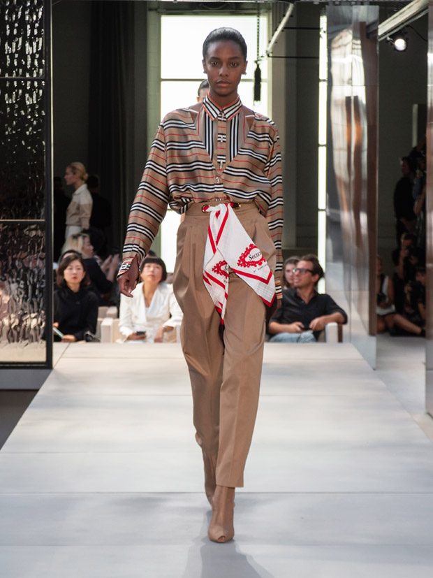 Discover Riccardo Tiscis First Collection For Burberry