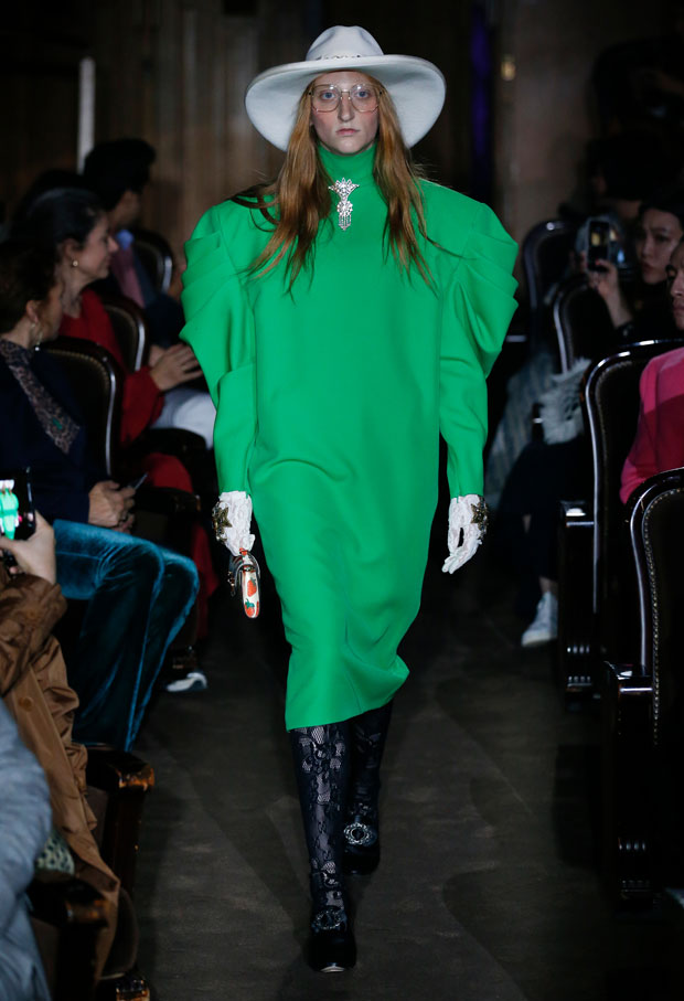 DISCOVER ALL GUCCI SPRING SUMMER 2019 LOOKS