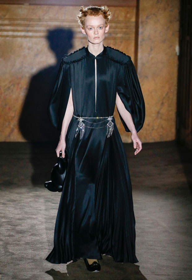 DISCOVER ALL GUCCI SPRING SUMMER 2019 LOOKS