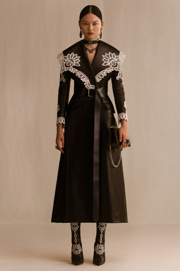 LOOKBOOK: ALEXANDER MCQUEEN Resort 2019 Collection