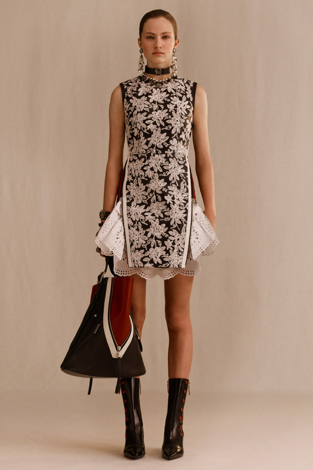 LOOKBOOK: ALEXANDER MCQUEEN Resort 2019 Collection