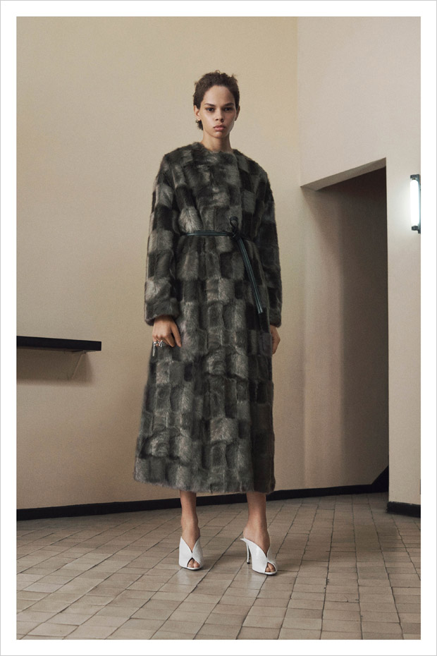 LOOKBOOK: GIVENCHY Pre-Fall 2019 Collection