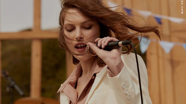 Catherine McNeil Covers Vogue Turkey April 2015