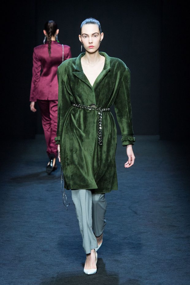 Han Wen Fall Winter 2020 Collection + China We are with You Project