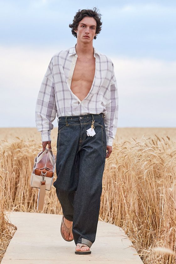 JACQUEMUS Spring Summer 2021 Collection