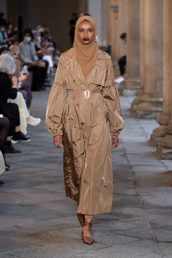 MFW: MAX MARA Spring Summer 2021 Ready To Wear