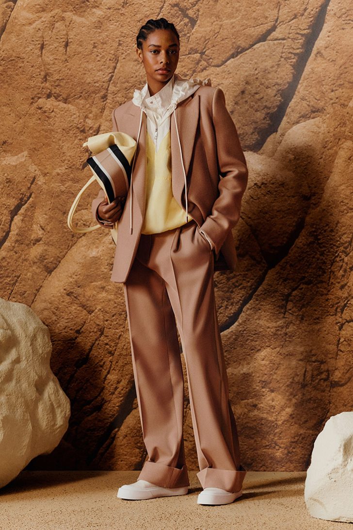 LOOKBOOK: BOSS Fall Winter 2021.22 Collection