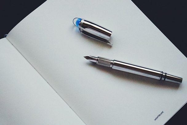 The Beautiful Design of Fountain Pens - DSCENE