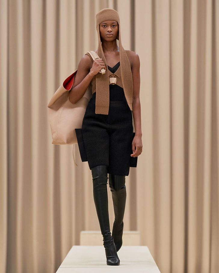Burberry Fall Winter 2021 Womenswear Collection