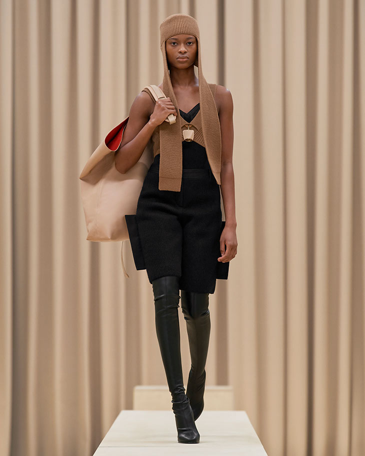 Burberry Fall Winter 2021 Womenswear Collection