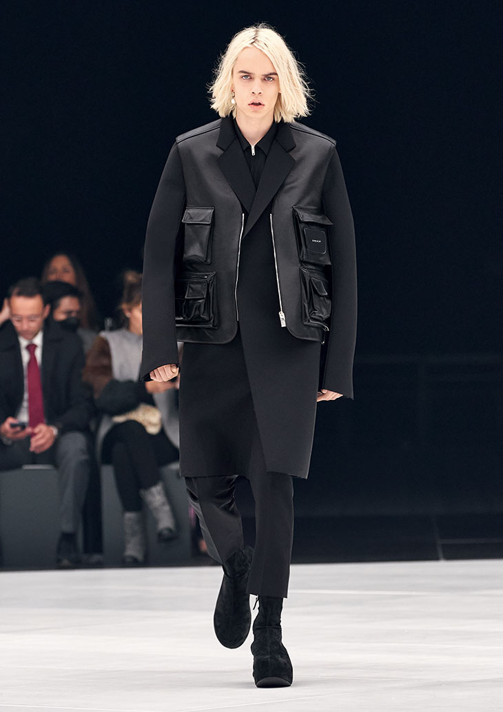 PFW: GIVENCHY Spring Summer 2022 Collection