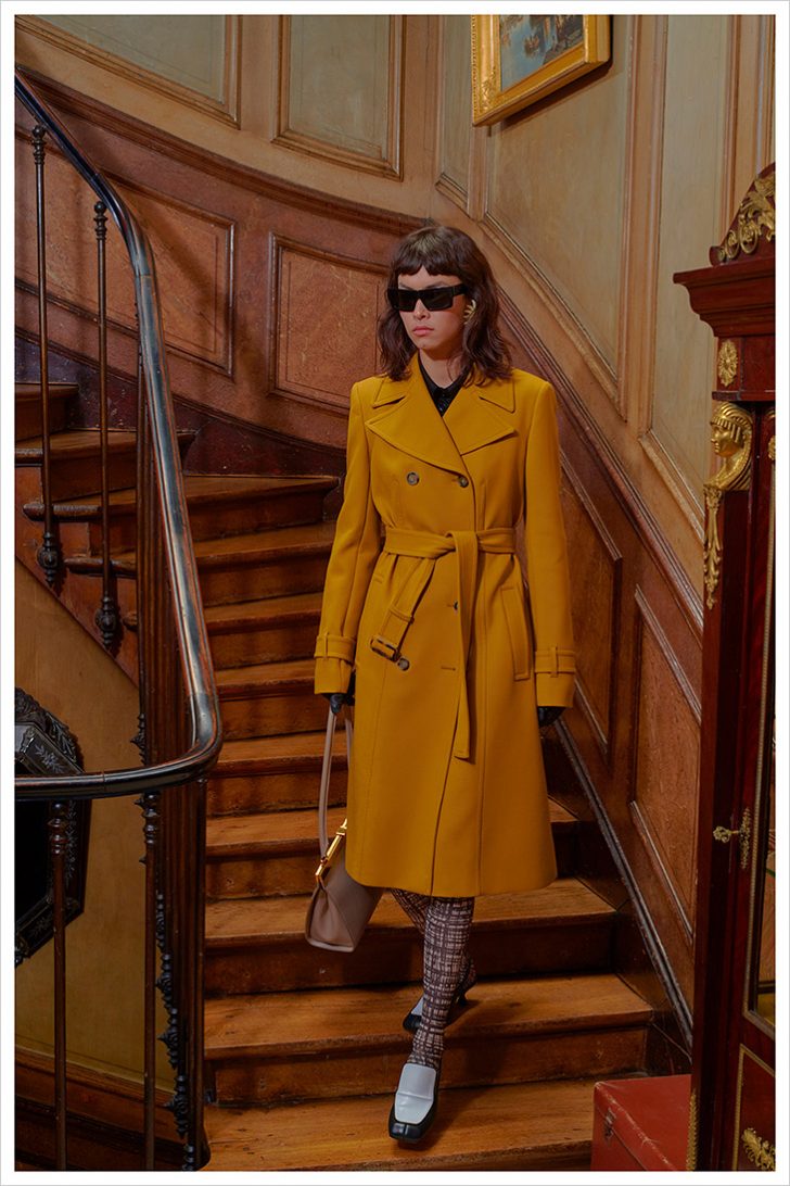 Discover SPORTMAX Resort 2022 Womenswear Collection