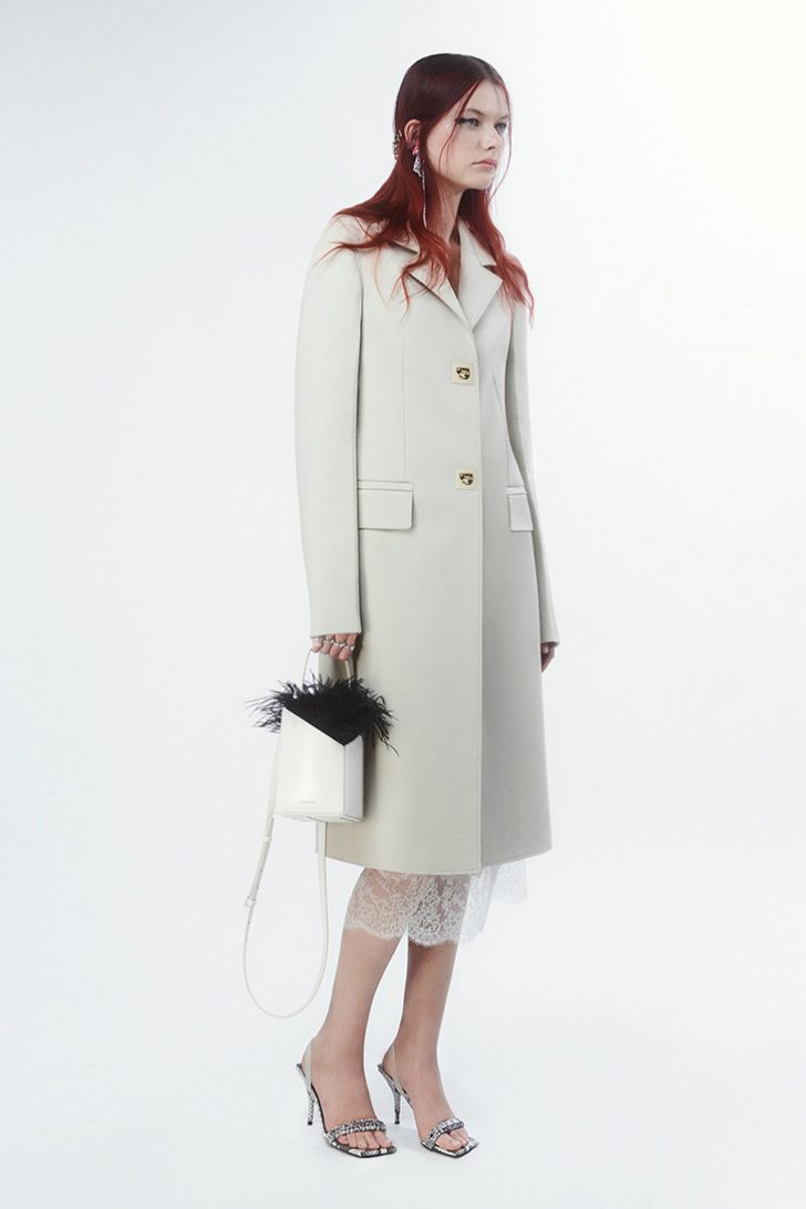 GIVENCHY Pre-Fall 2022 Collection