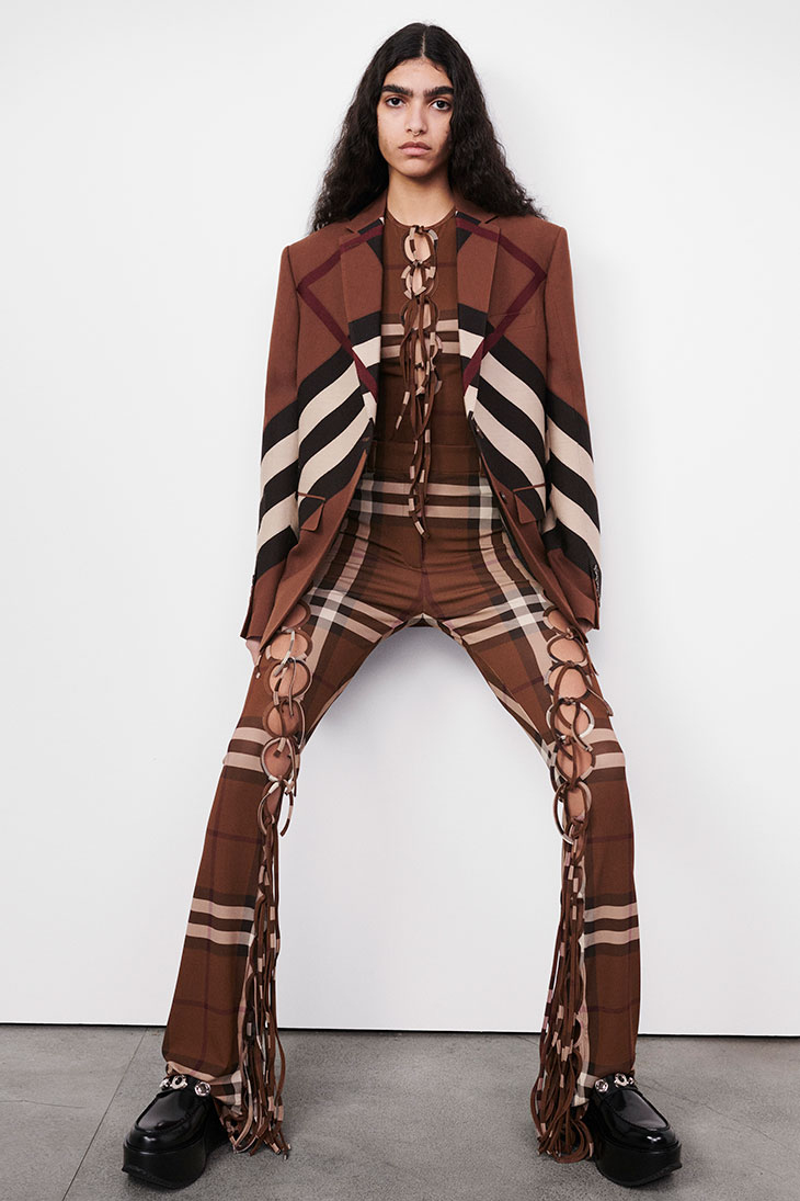 Burberry Fall Winter 2022 Pre-Collection
