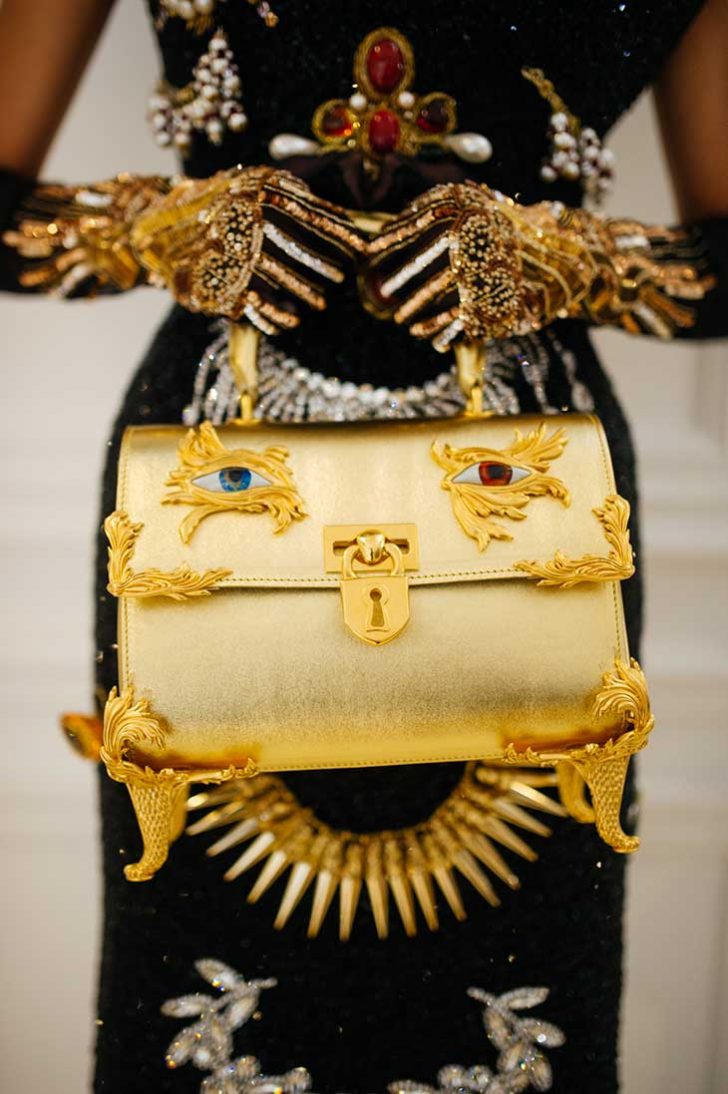 A Closer Look at Schiaparelli SS22 Haute Couture - DSCENE