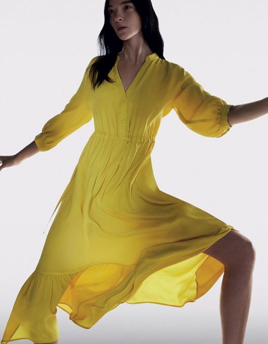 Mariacarla Boscono Models MARELLA Spring Summer 2022 Collection