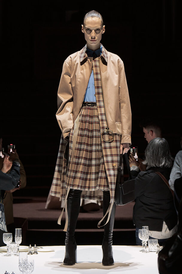 BURBERRY Fall Winter 2022 Collection Presented in London