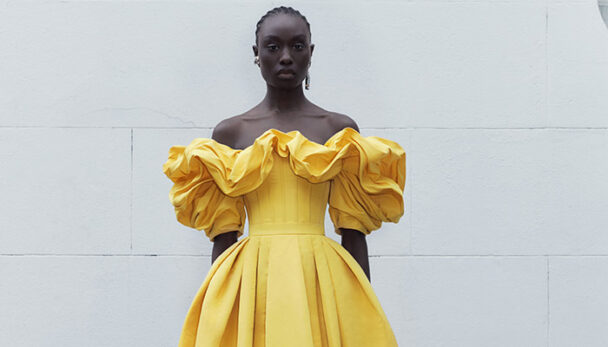 Discover ALEXANDER MCQUEEN Pre-Fall 2022 Collection
