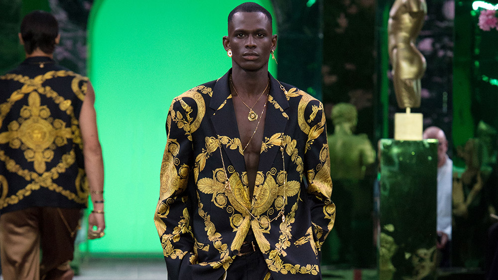 MFW: VERSACE MEN'S Spring Summer 2023 Collection