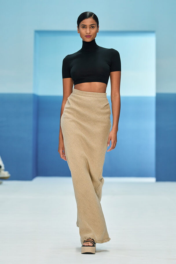 MFW: MAX MARA Spring Summer 2023 Womenswear Collection