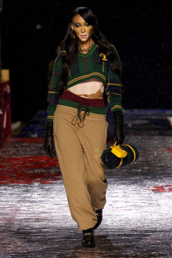 NYFW: TOMMY HILFIGER Introduces TOMMY FACTORY Fall 2022 Collection - DSCENE NYFW: TOMMY HILFIGER Introduces TOMMY FACTORY Fall 2022 Collection - DSCENE